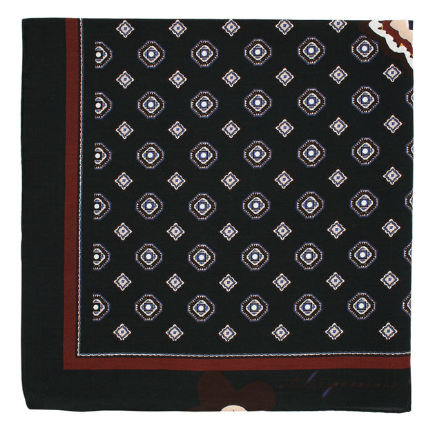 Black printed diamonds neckerchief